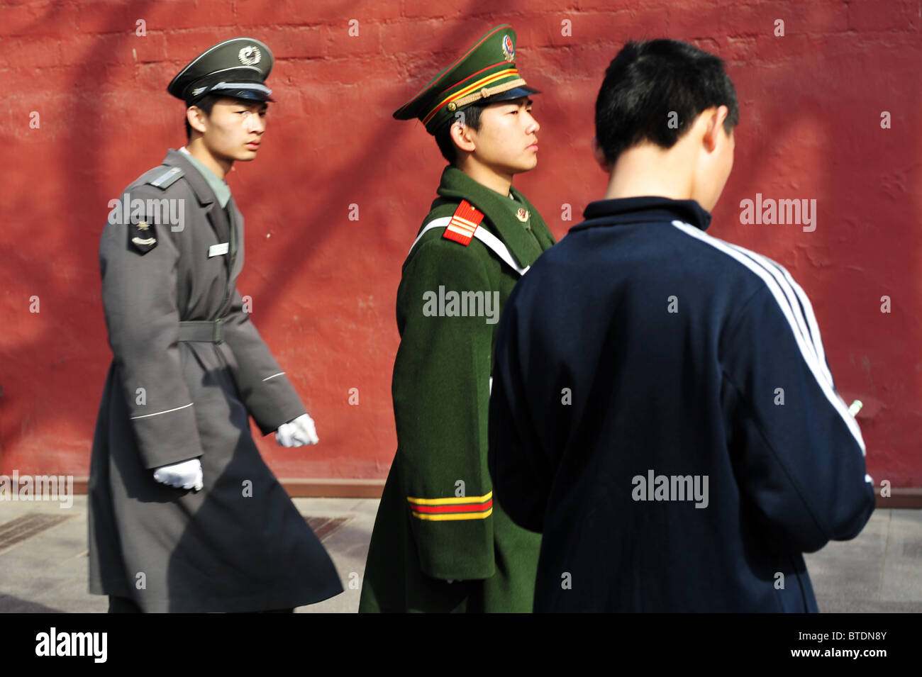 Red Guards In Tiananmen Square High Resolution Stock Photography and ...
