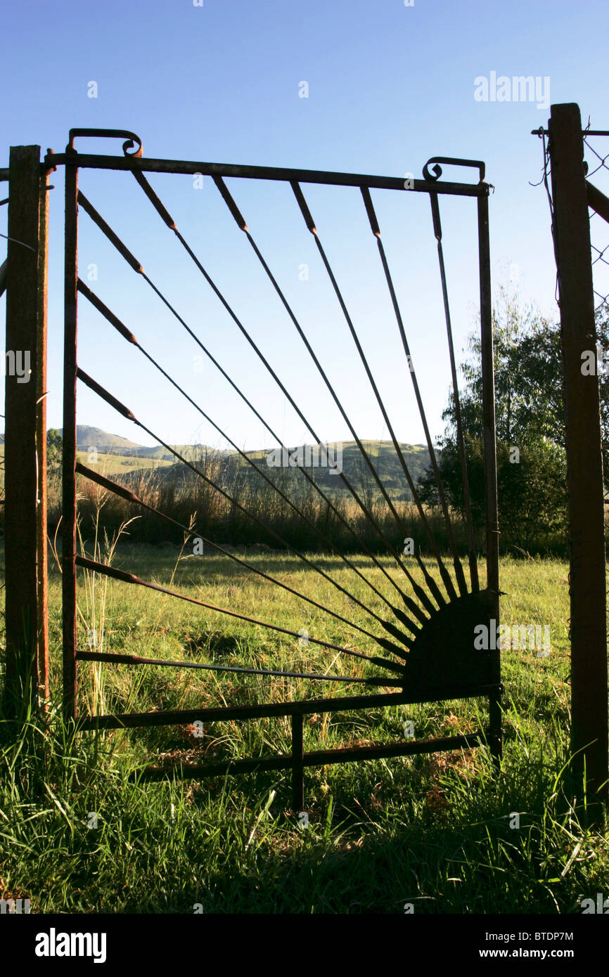 Ajar gate hi-res stock photography and images - Alamy