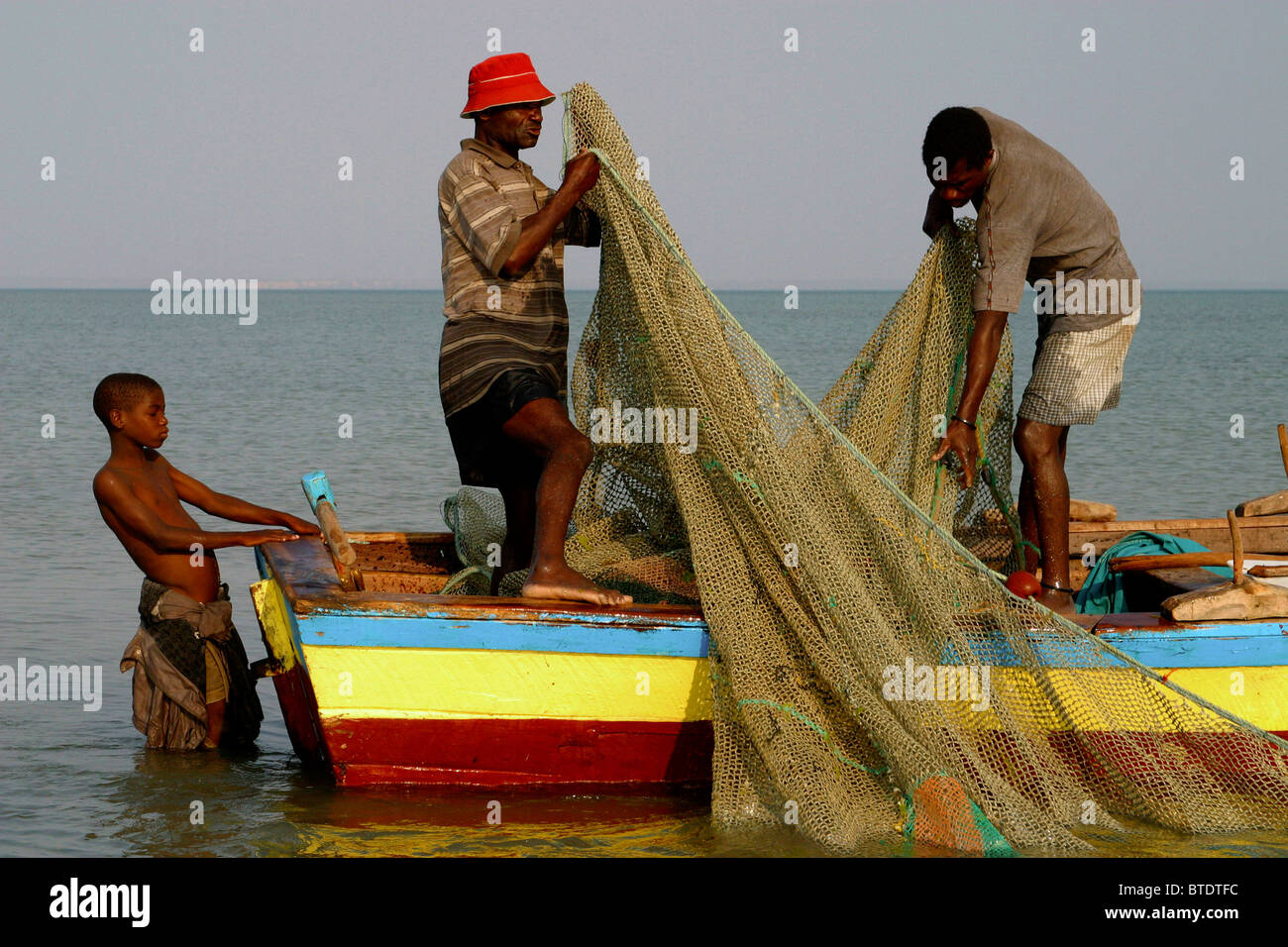 Prepare nets hi-res stock photography and images - Alamy