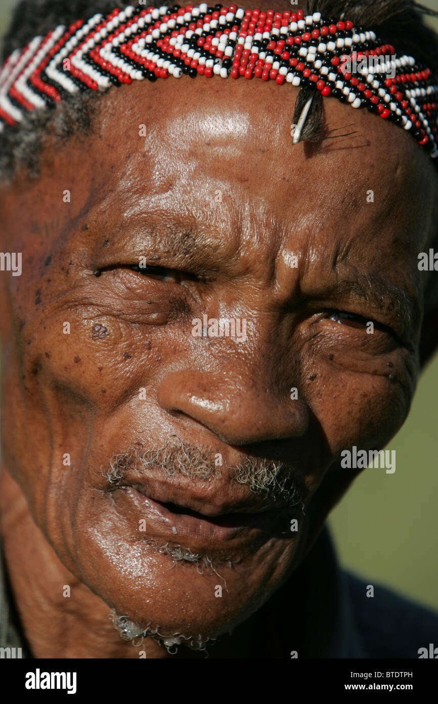 Tight portrait of an elderly Bushman Stock Photo - Alamy