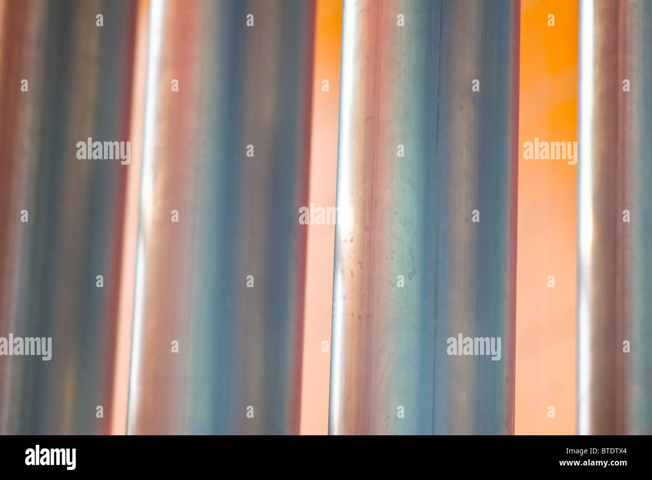 Silver metal tubes hi-res stock photography and images - Alamy