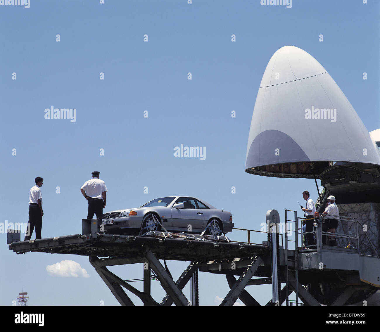 Automobiles are loaded into aircrafts for export Stock Photo - Alamy