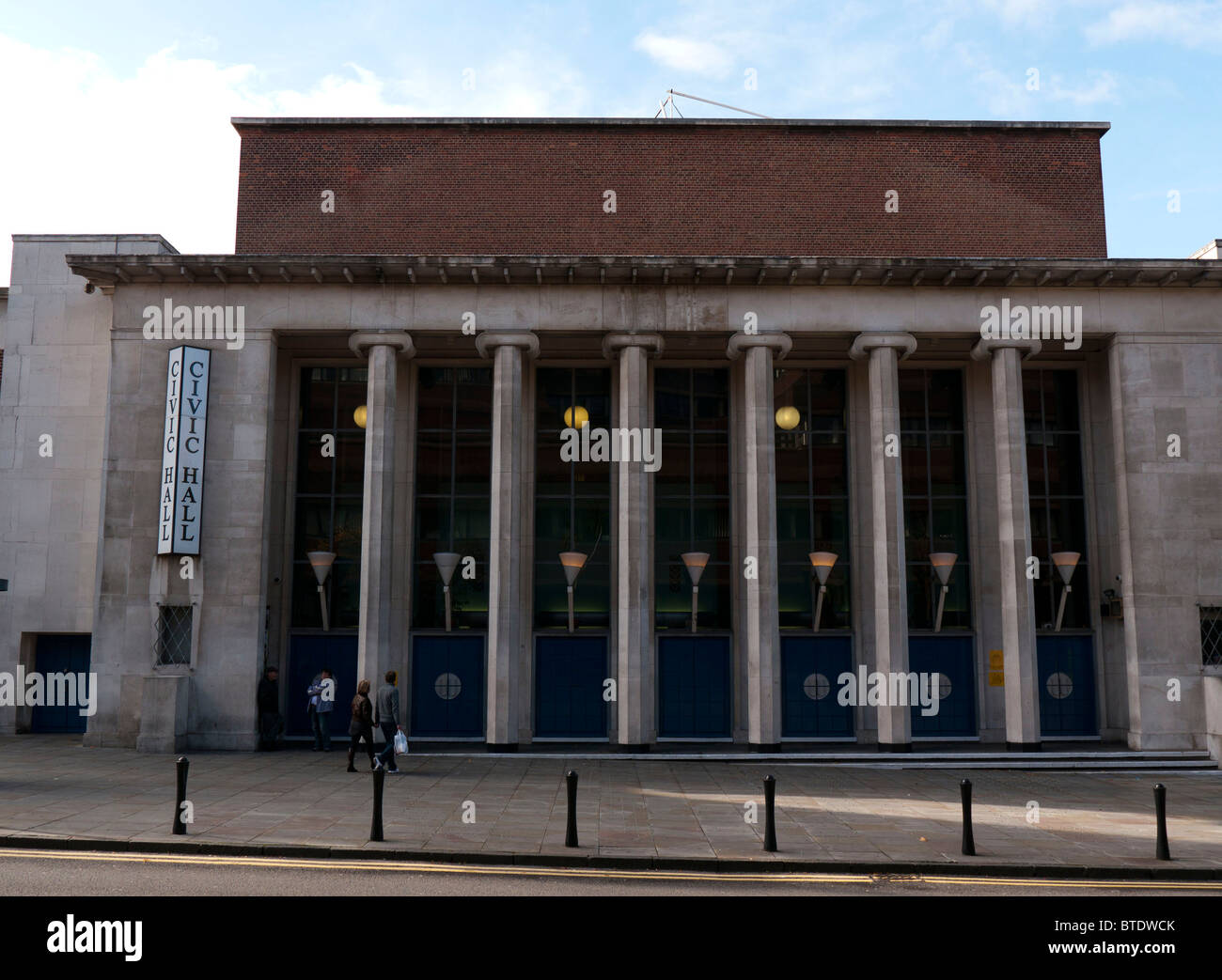 Civic Hall in Wolverhampton Stock Photo - Alamy