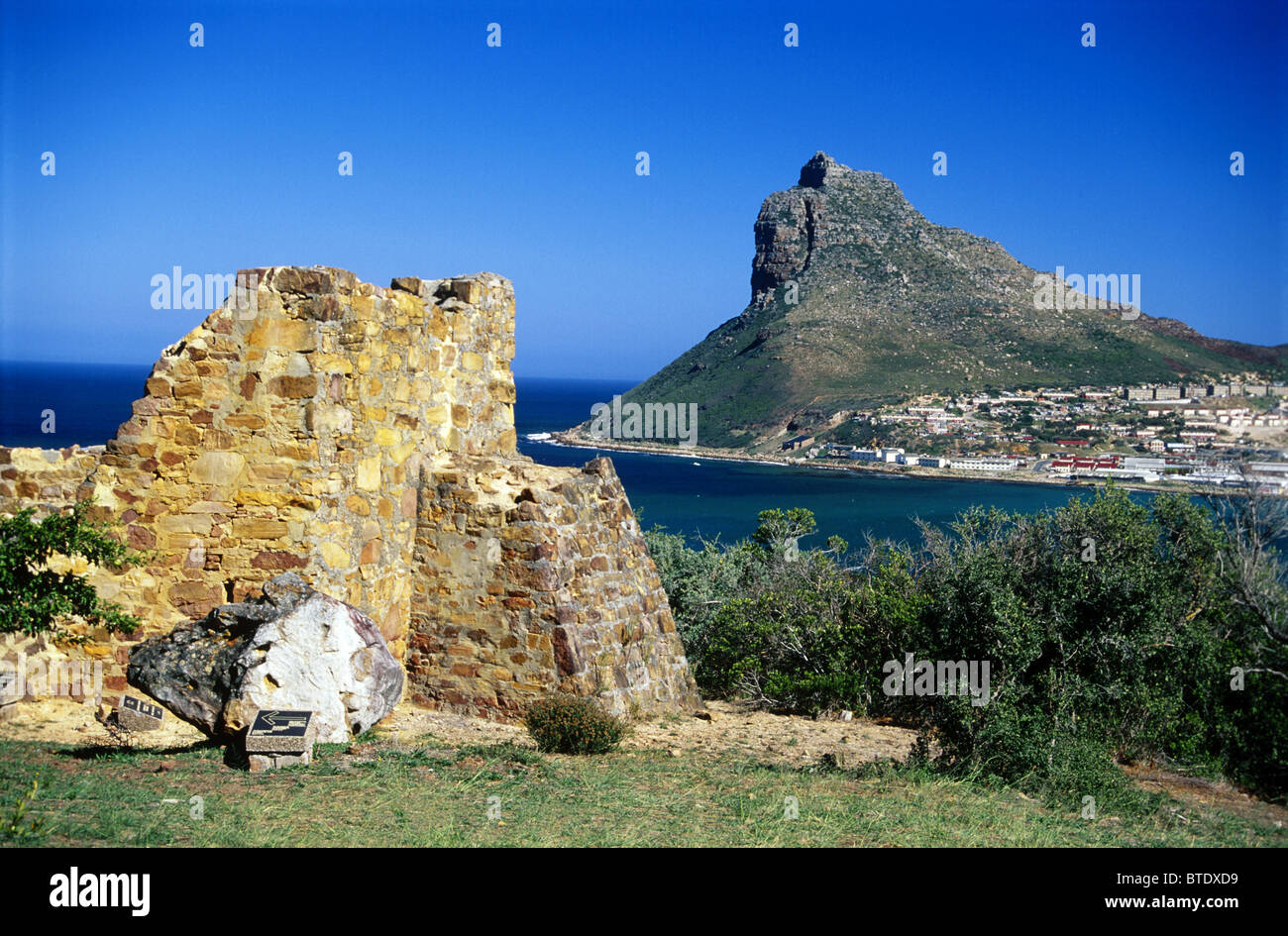 Garrison green hi-res stock photography and images - Alamy