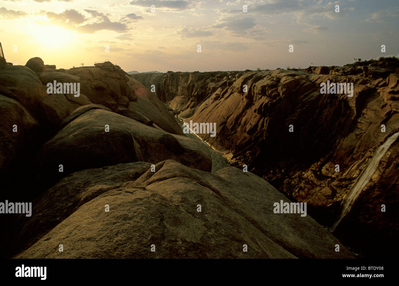Orange River Gorge downstream from the Augrabies falls Stock Photo - Alamy