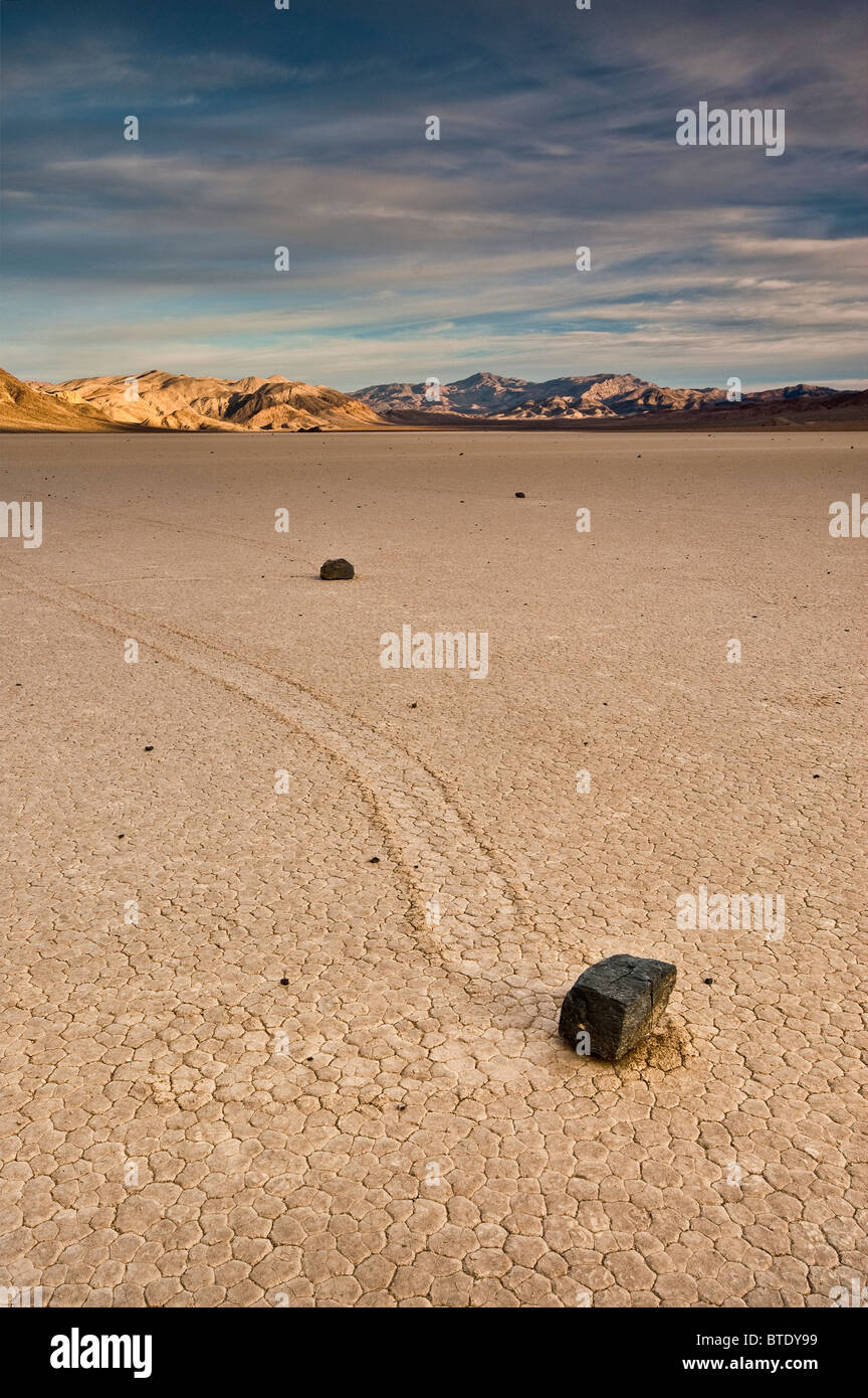 Moving rocks at The Racetrack dry lake, Mojave Desert in Death Valley ...