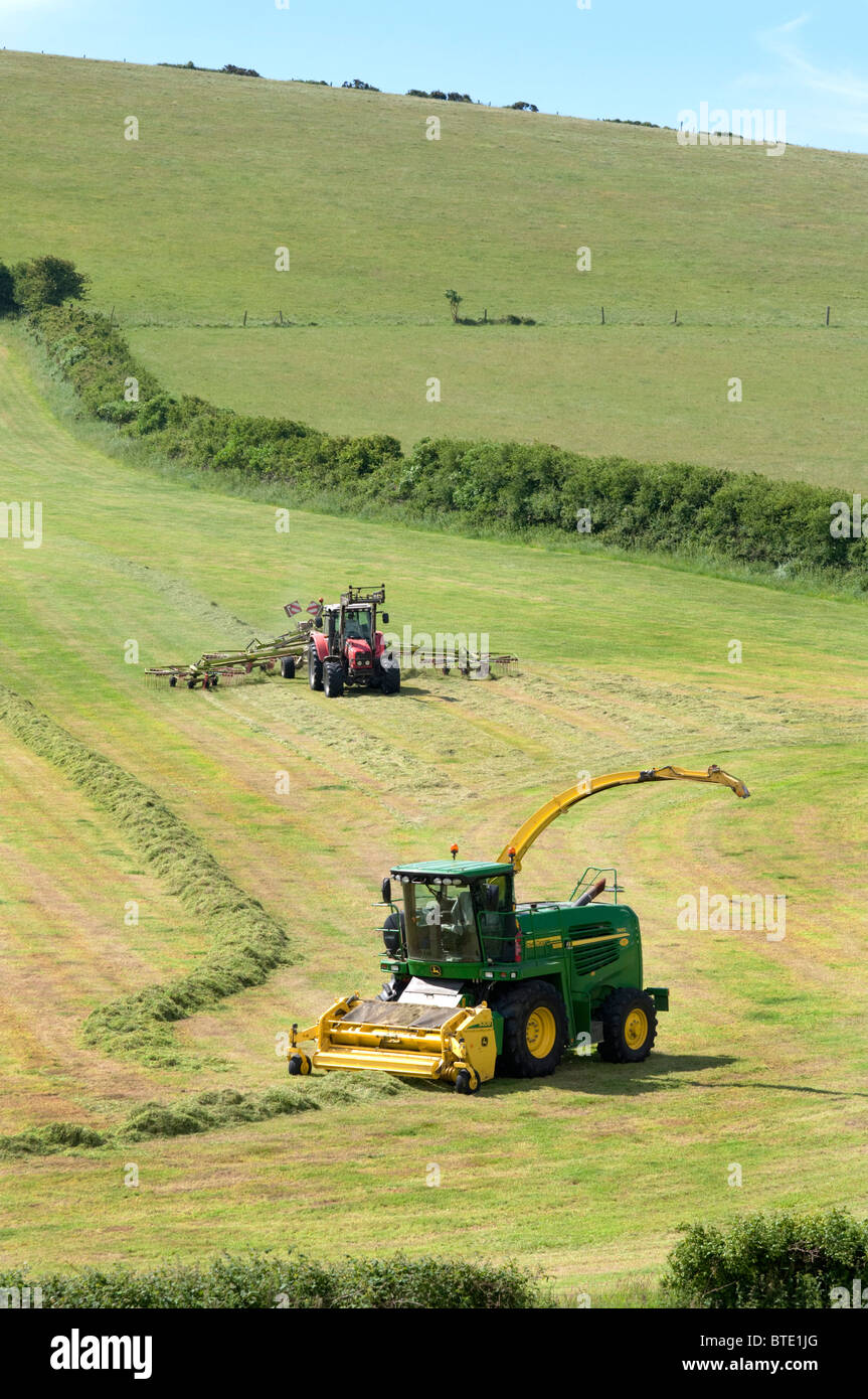 Silage cutting hi-res stock photography and images - Alamy