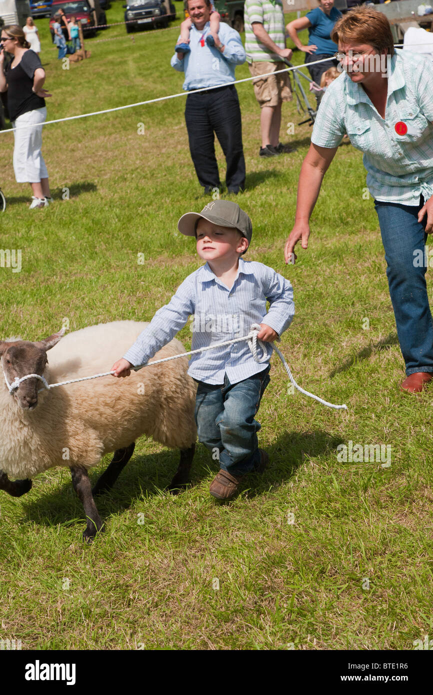 Boy entrants hi-res stock photography and images - Alamy