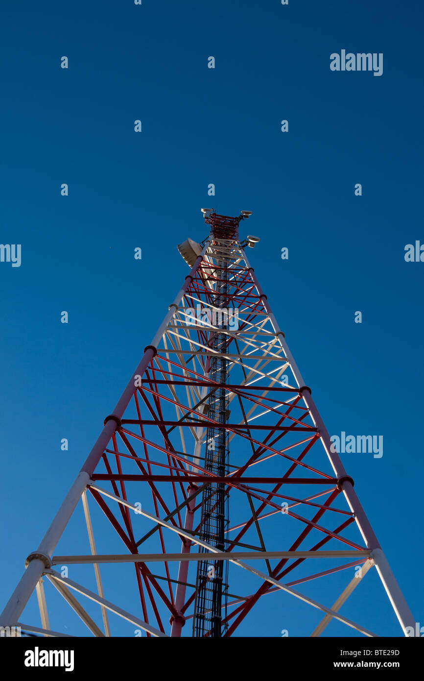Broadcast communication hi-res stock photography and images - Alamy