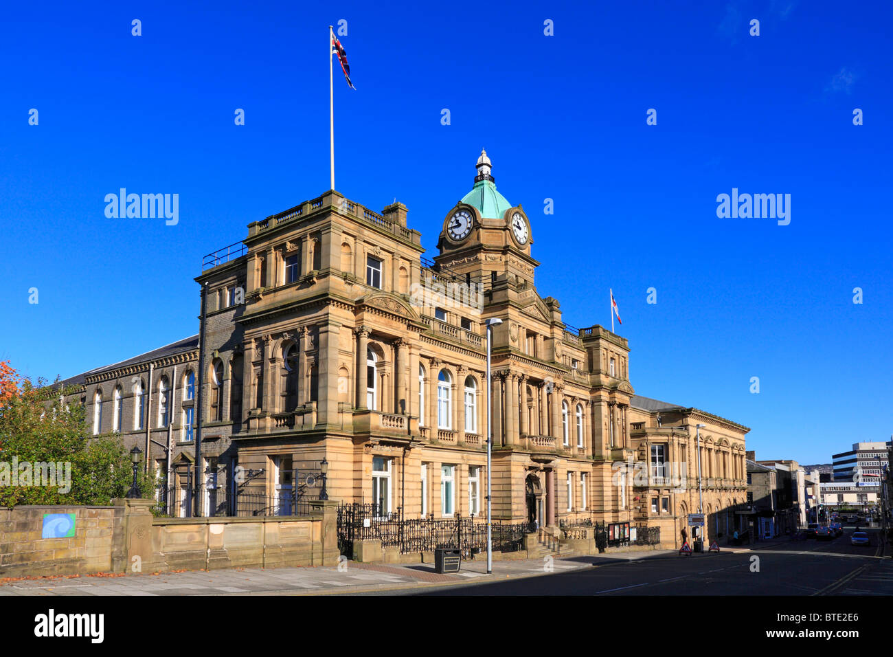 Burnley Town Hall and Council Offices, Burnley, Lancashire, England, UK ...