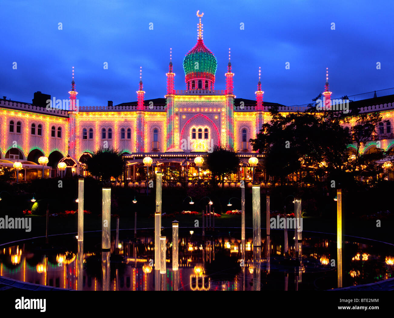 Nimb Brasserie At Dusk Stock Photo - Alamy