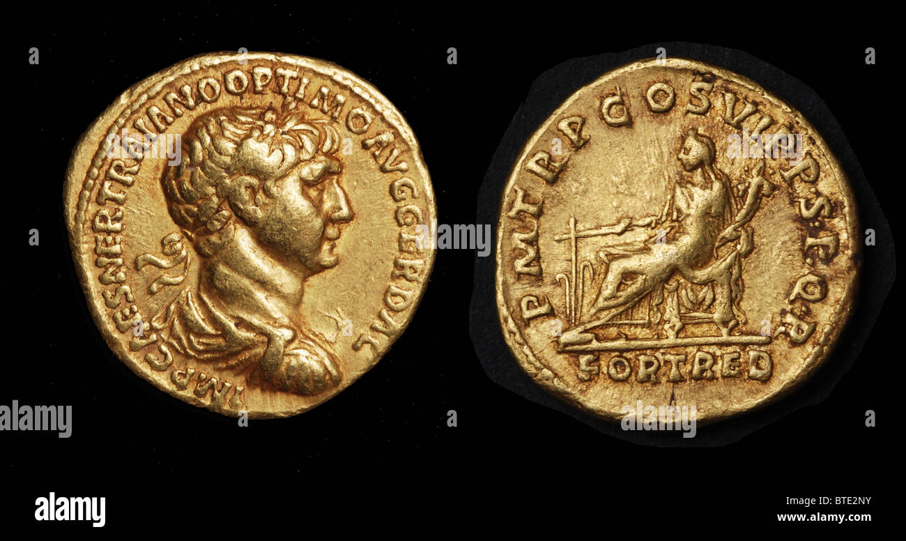 5478. Roman Imperial gold coin bearing the bust of Emperor Traianus (98 ...