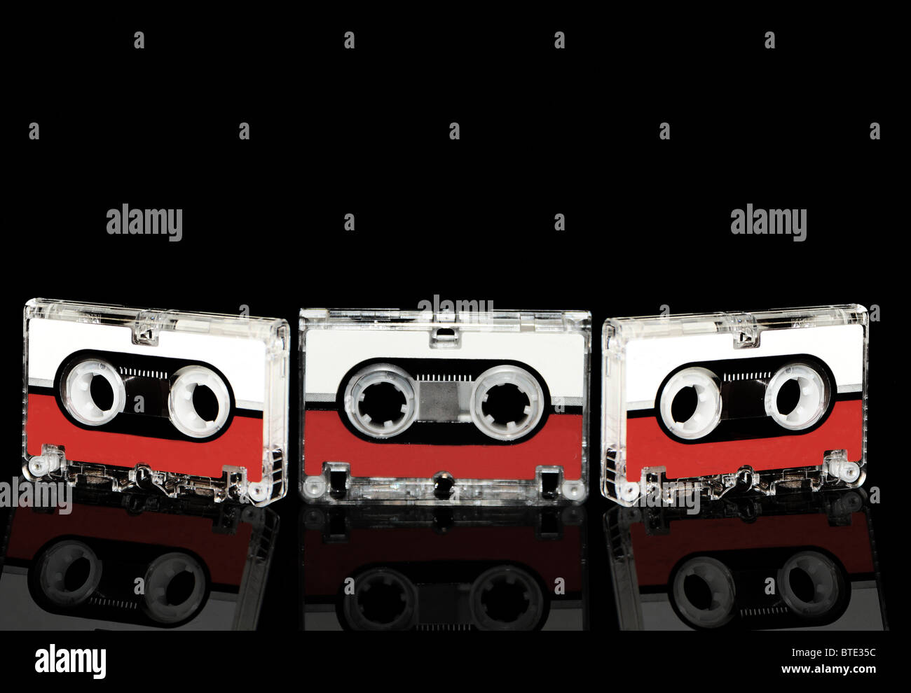 Cassettes tapes hi-res stock photography and images - Alamy