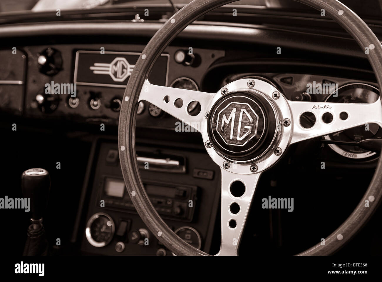 Mg steering wheel hi-res stock photography and images - Alamy