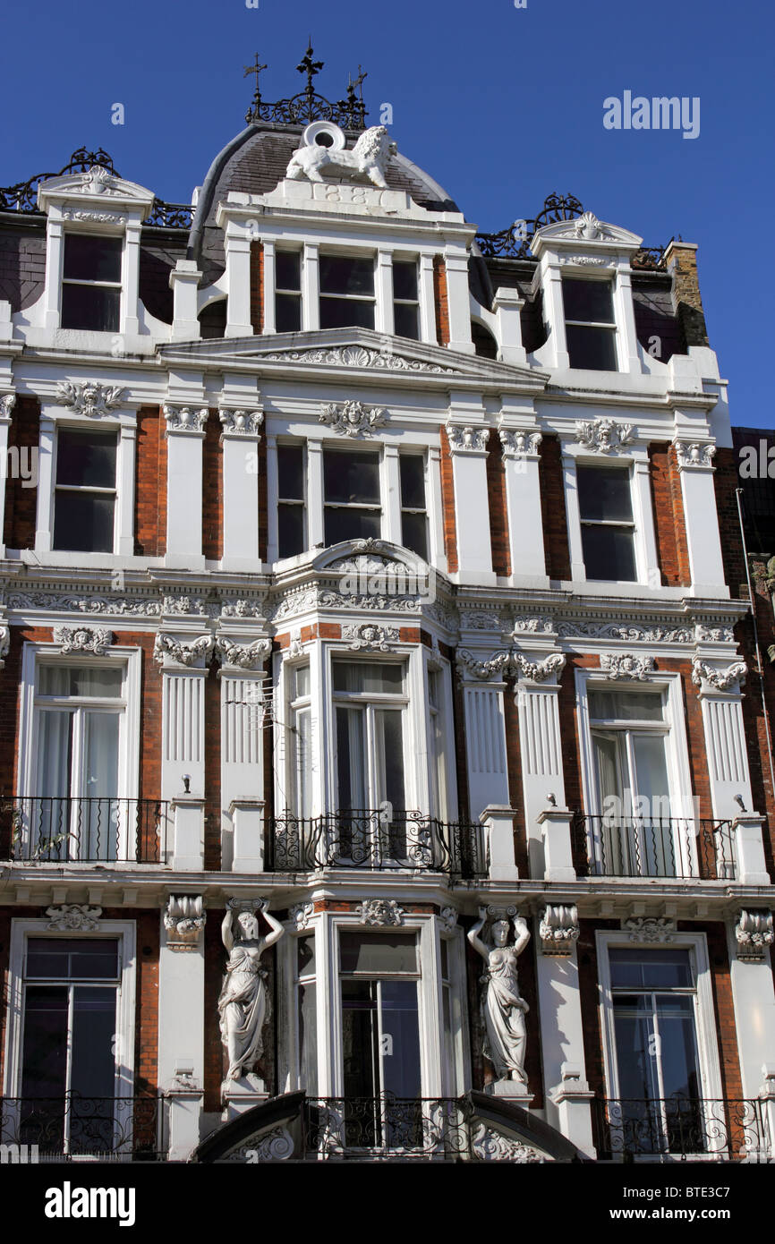 Victorian building (1887), Putney High Street, Putney, London, England ...