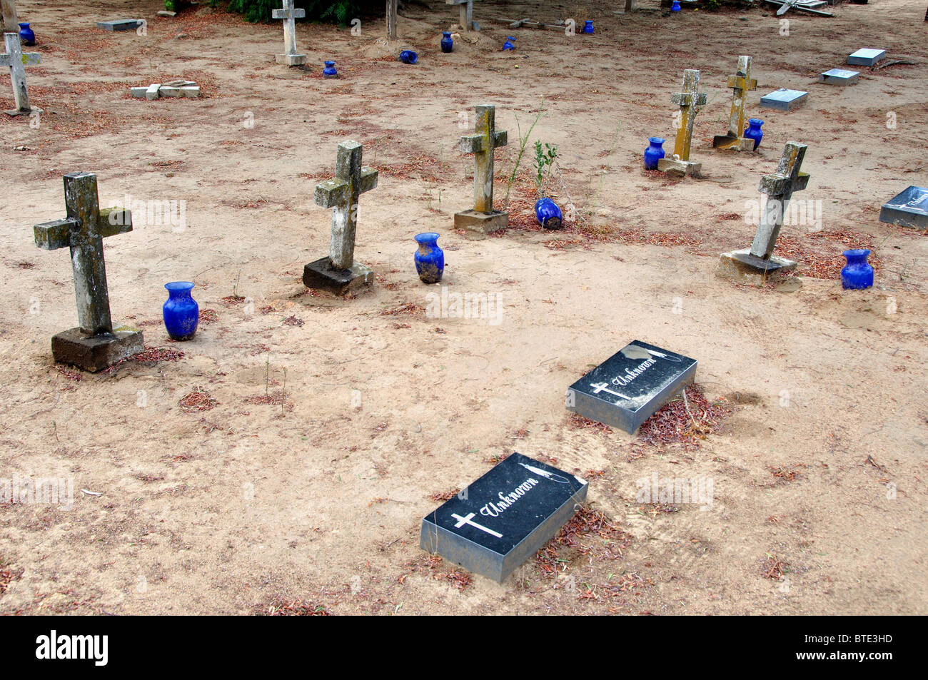 Indian Graves at the Pala Cemetery Stock Photo - Alamy