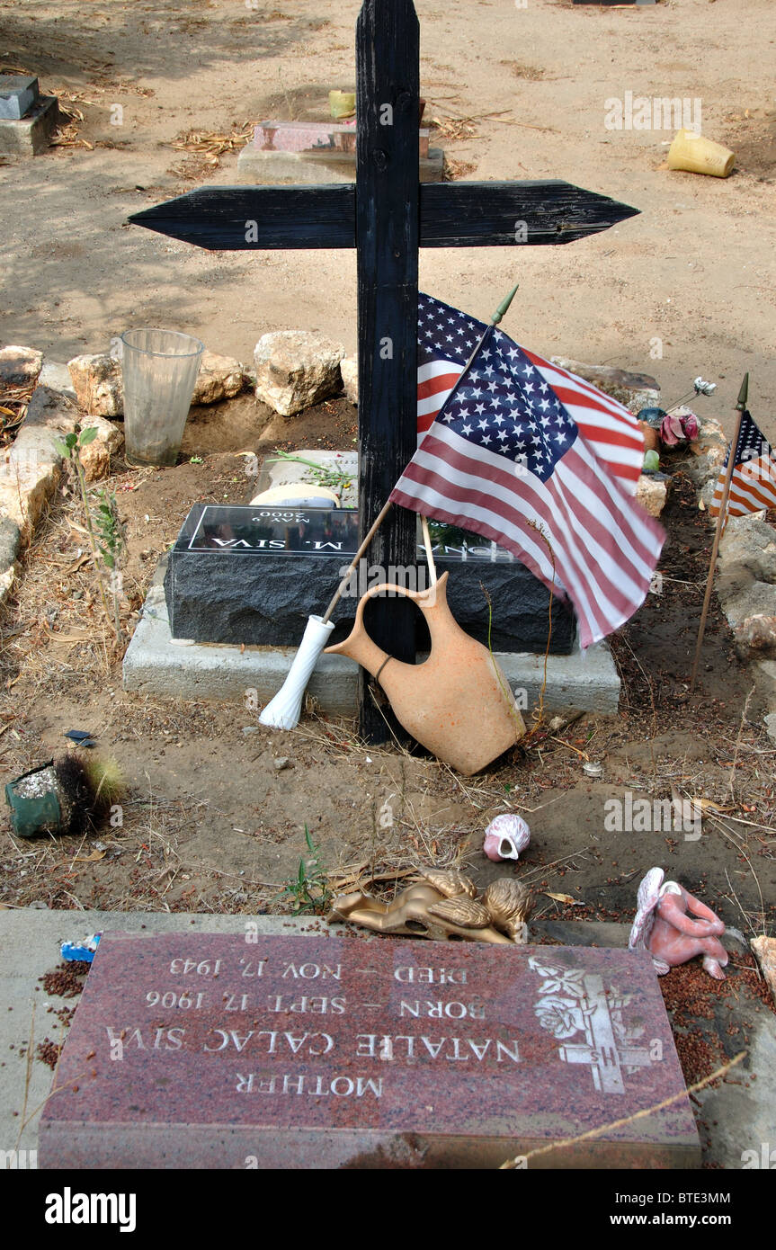 Indian Graves at the Pala Cemetery Stock Photo - Alamy