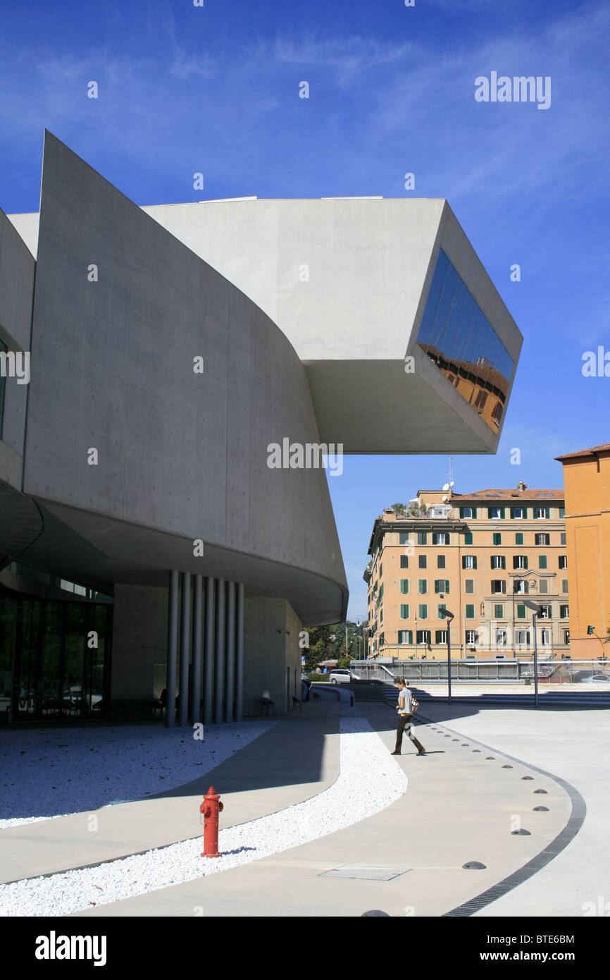 maxxi museum of modern art in rome italy Stock Photo - Alamy