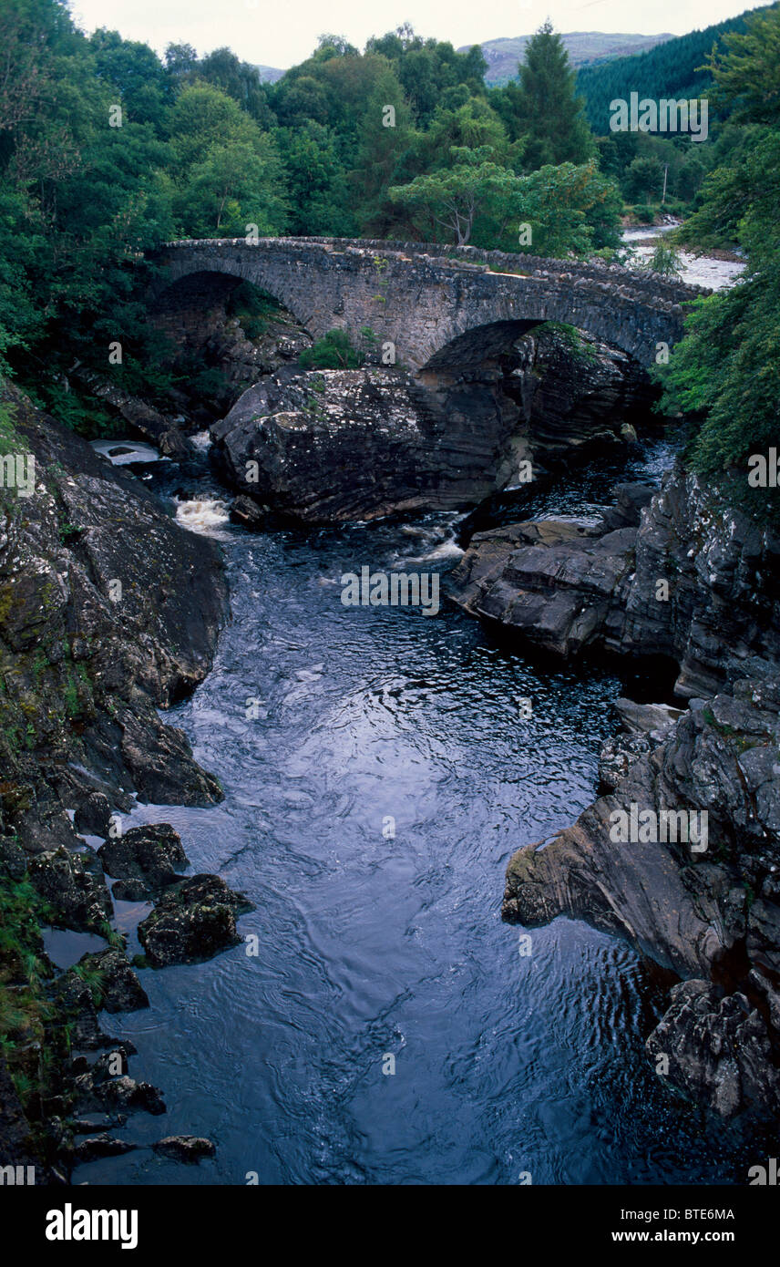 Old bridge of Invermoriston. Scotland Stock Photo - Alamy