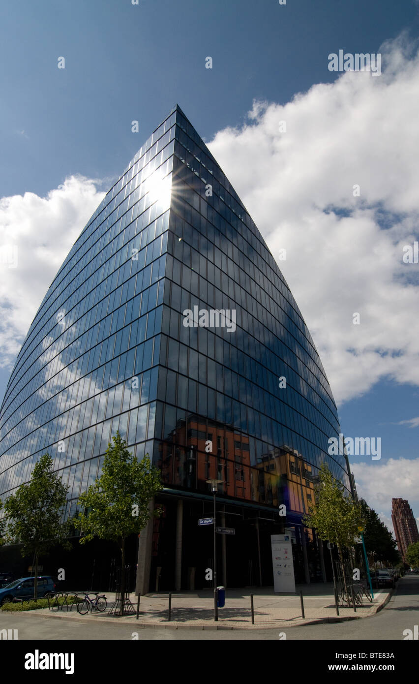 Main triangel hi-res stock photography and images - Alamy