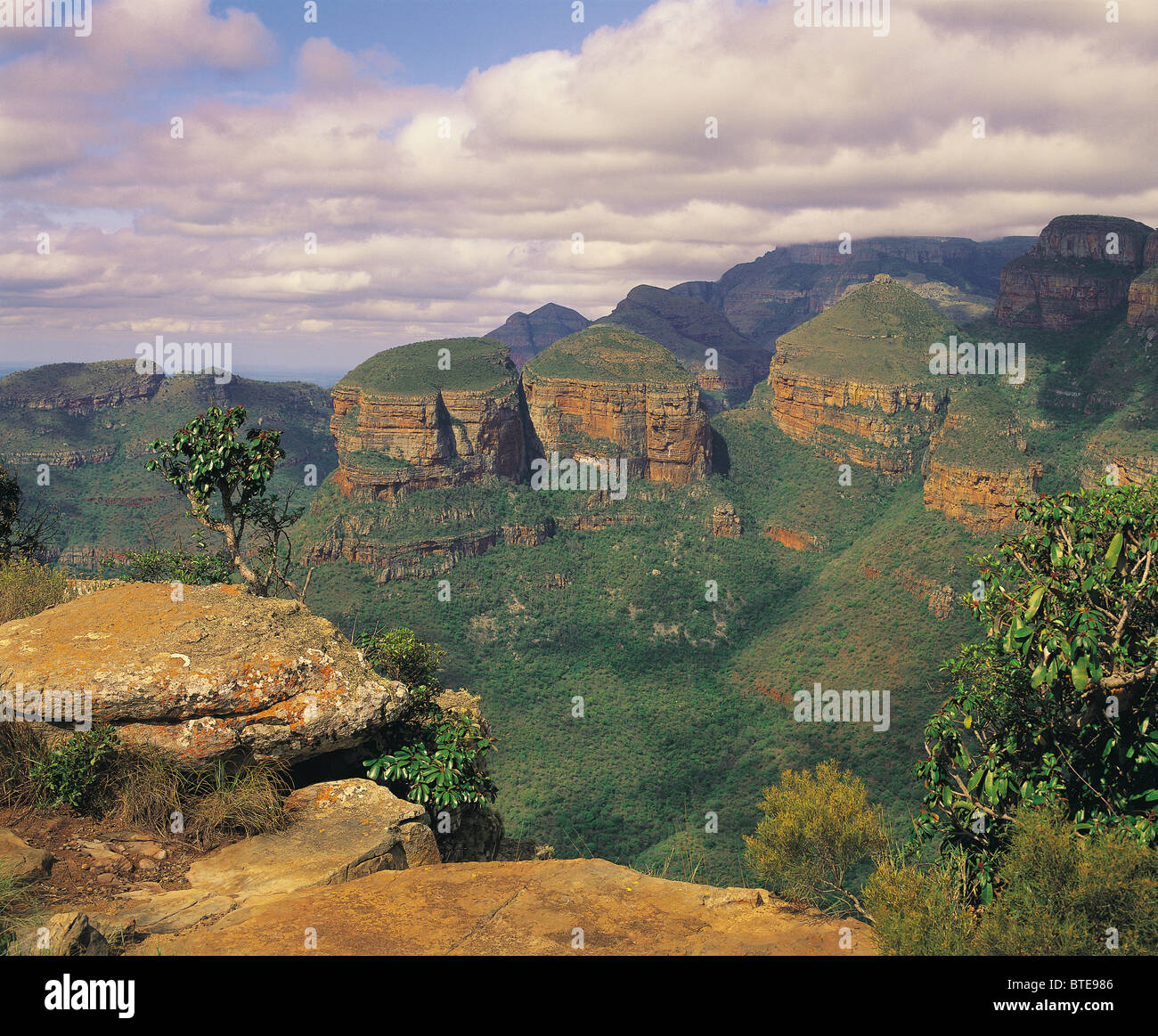 Rondawels hi-res stock photography and images - Alamy