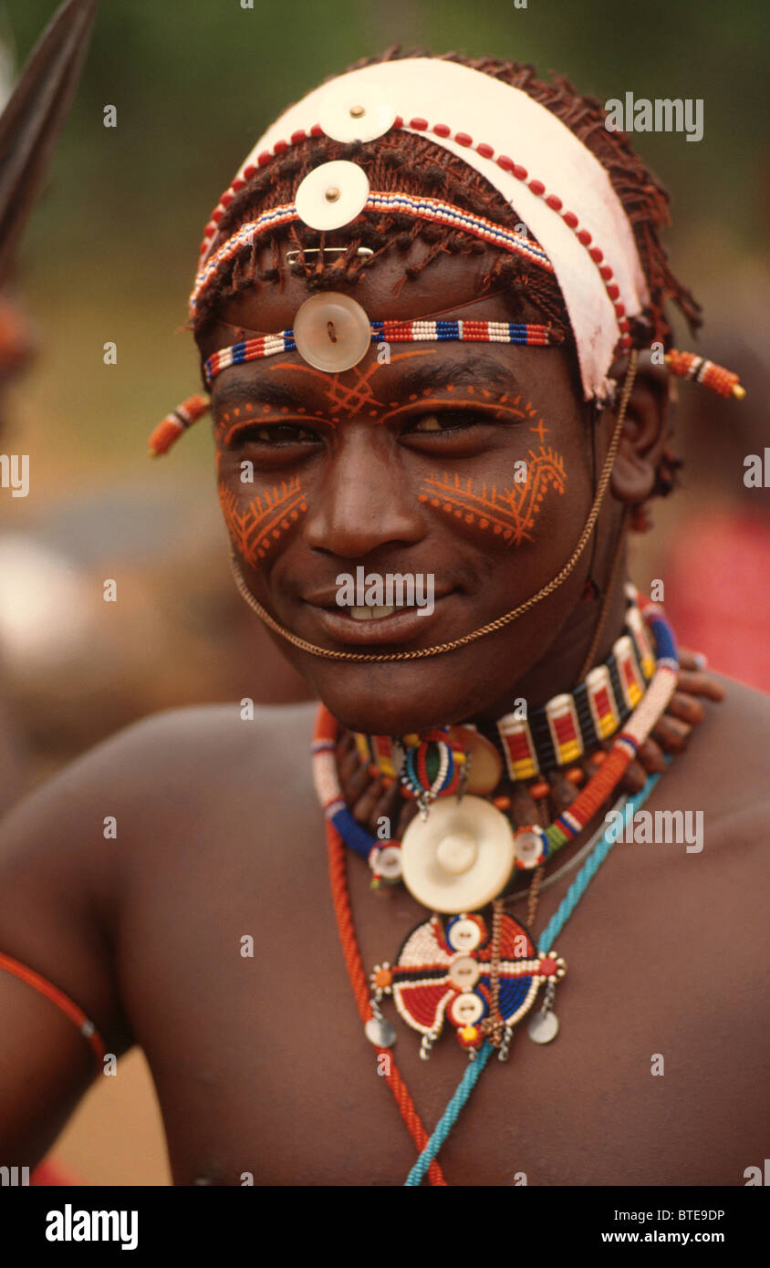 Kenya samburu tribe warrior hi-res stock photography and images - Alamy