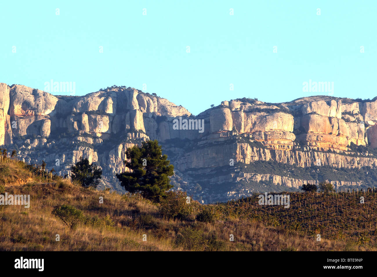 Mountain scenery in the Priorat wine region of Catalonia, Spain Stock ...