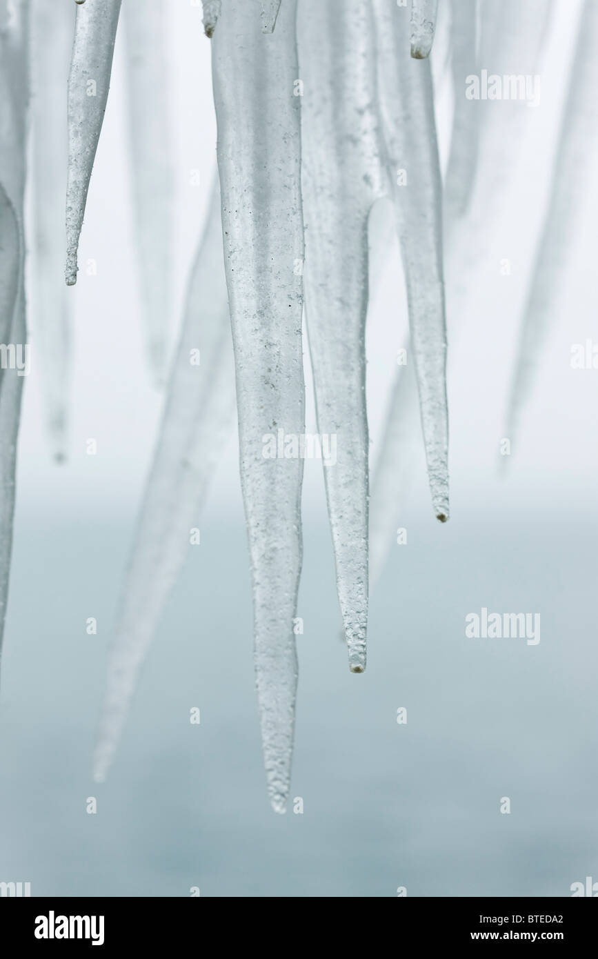 Icicles hi-res stock photography and images - Alamy