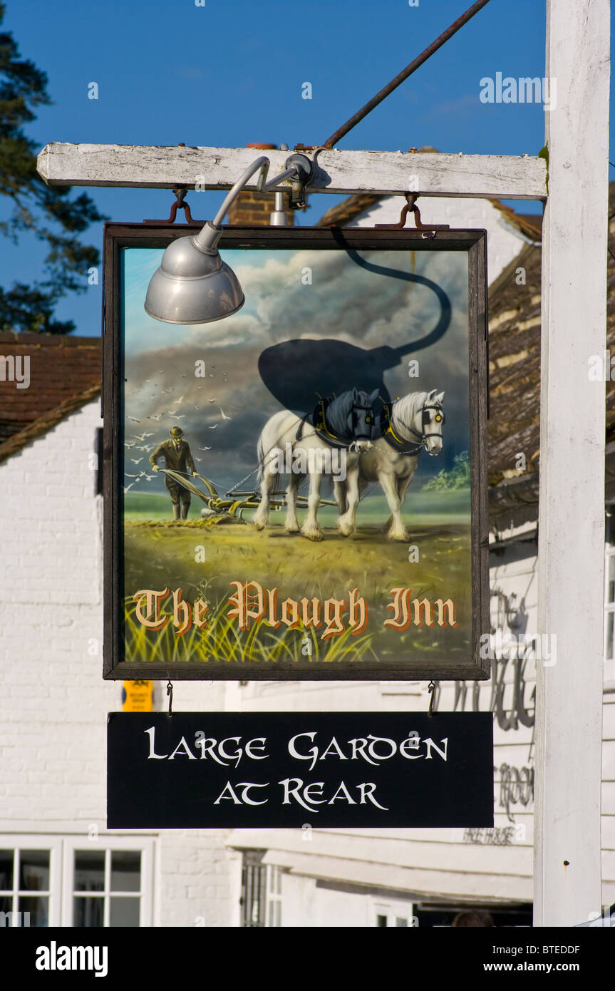 Pub sign of the plough hi-res stock photography and images - Alamy