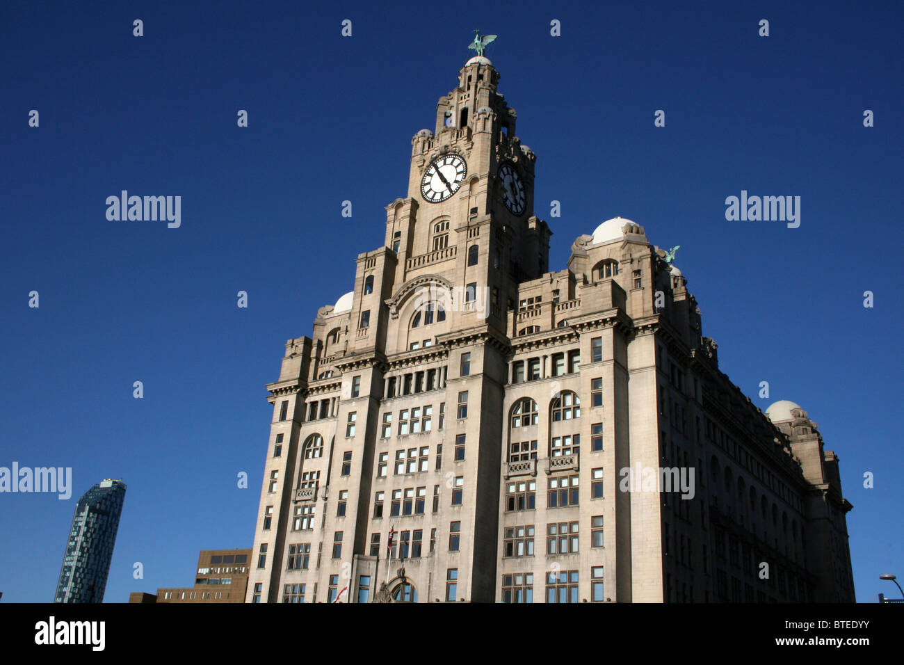Historic pier building hi-res stock photography and images - Alamy