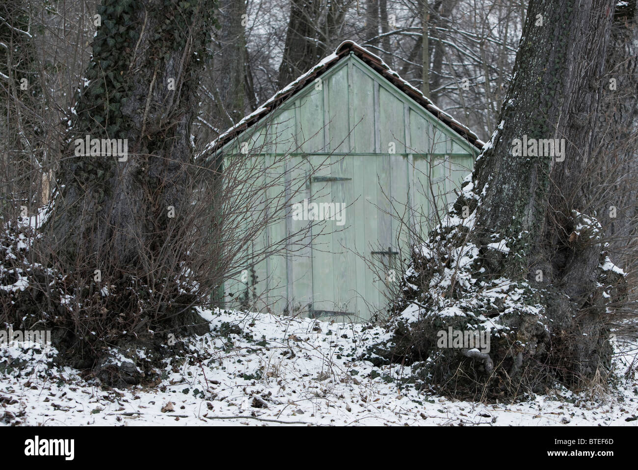 Snow landscape shed in hi-res stock photography and images - Alamy