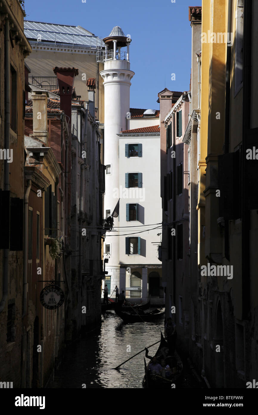 SIDE OF LA FENICE OPERA HOUSE VENICE ITALY VENICE ITALY VENICE ITALY 11 ...