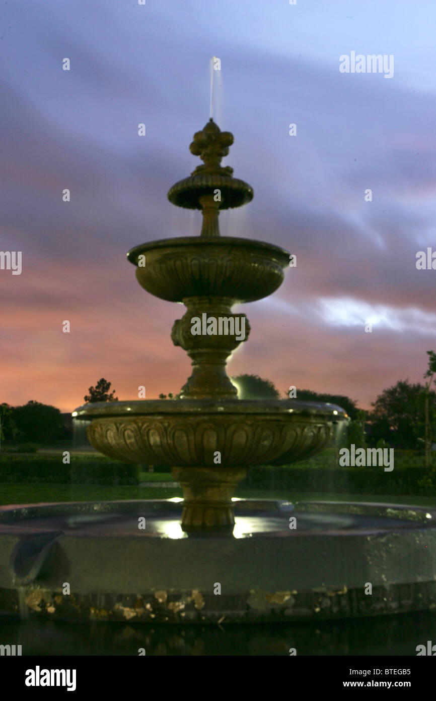 Water sprout fountain hi-res stock photography and images - Alamy