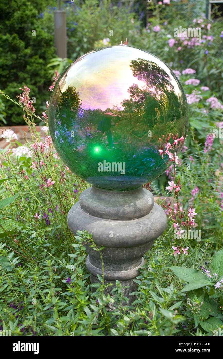 Living sphere hi-res stock photography and images - Alamy
