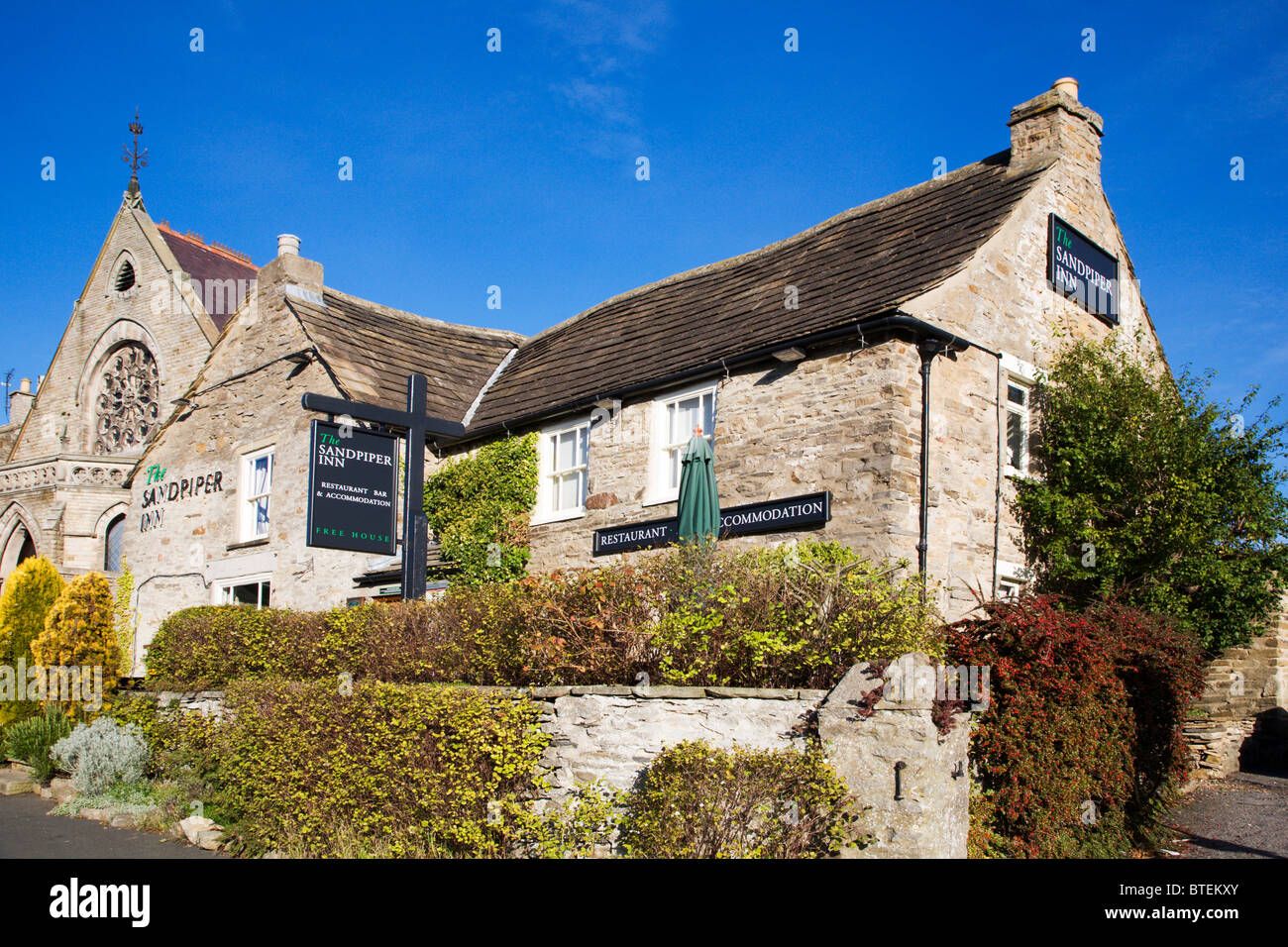 The Sandpiper Inn at Leyburn North Yorkshire England Stock Photo - Alamy