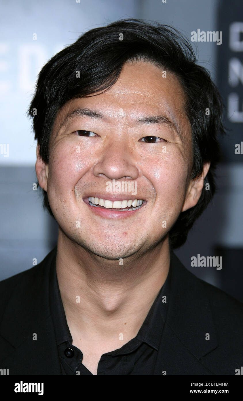 Ken jeong hi-res stock photography and images - Alamy