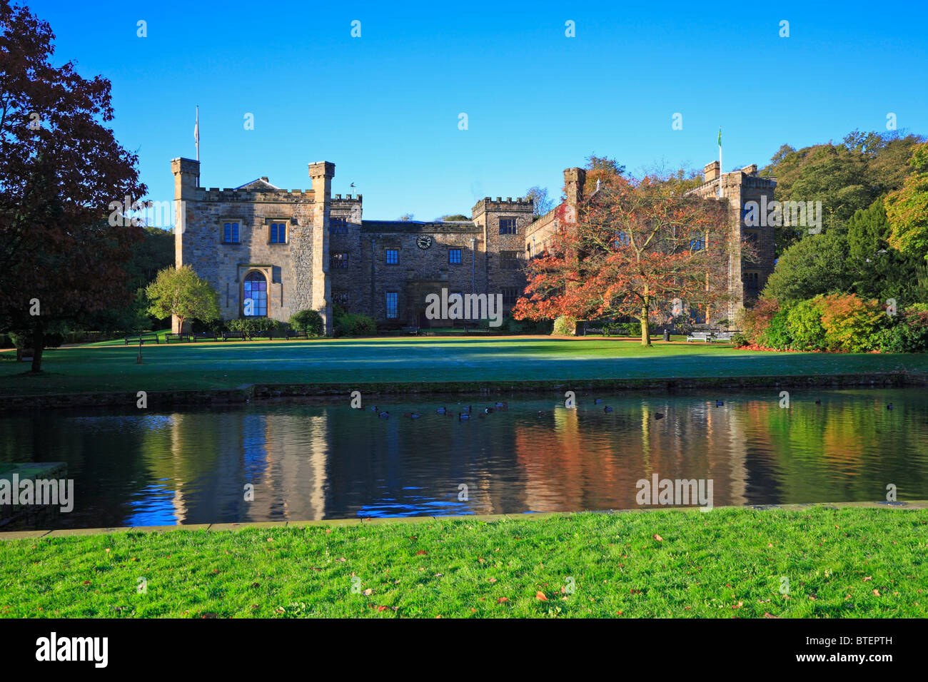 Burnley lancashire hi-res stock photography and images - Alamy