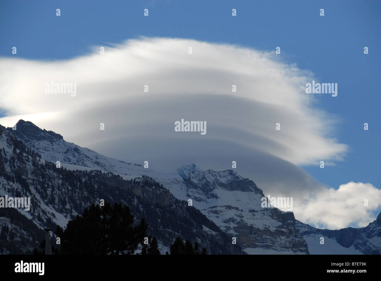 Strom cloud hi-res stock photography and images - Alamy