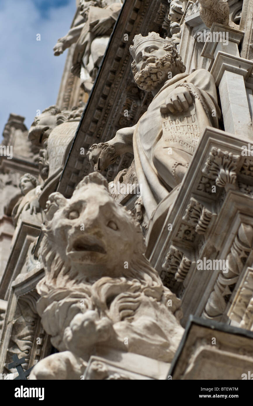 Statues in Prague Stock Photo - Alamy