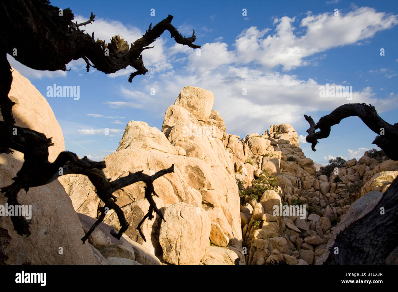 Formations of rocks hi-res stock photography and images - Alamy