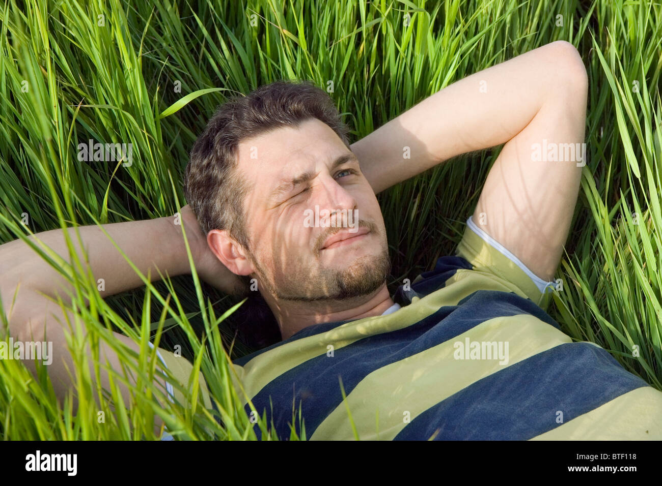 Screwed up face hi-res stock photography and images - Alamy