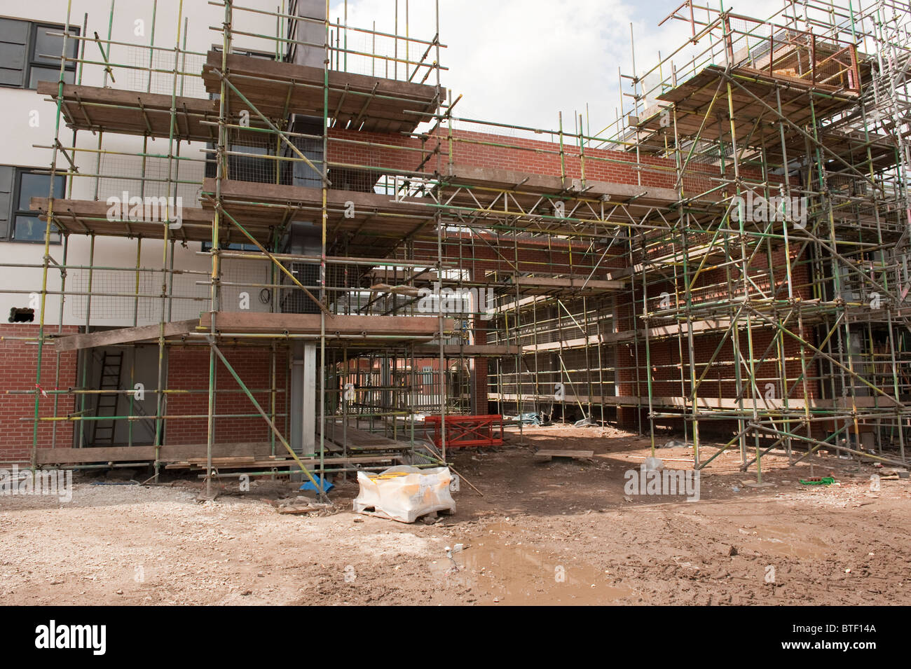 New emergency service station hi-res stock photography and images - Alamy