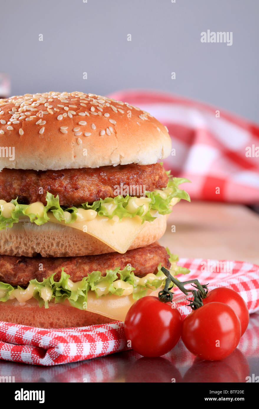 Double burger patty hi-res stock photography and images - Alamy