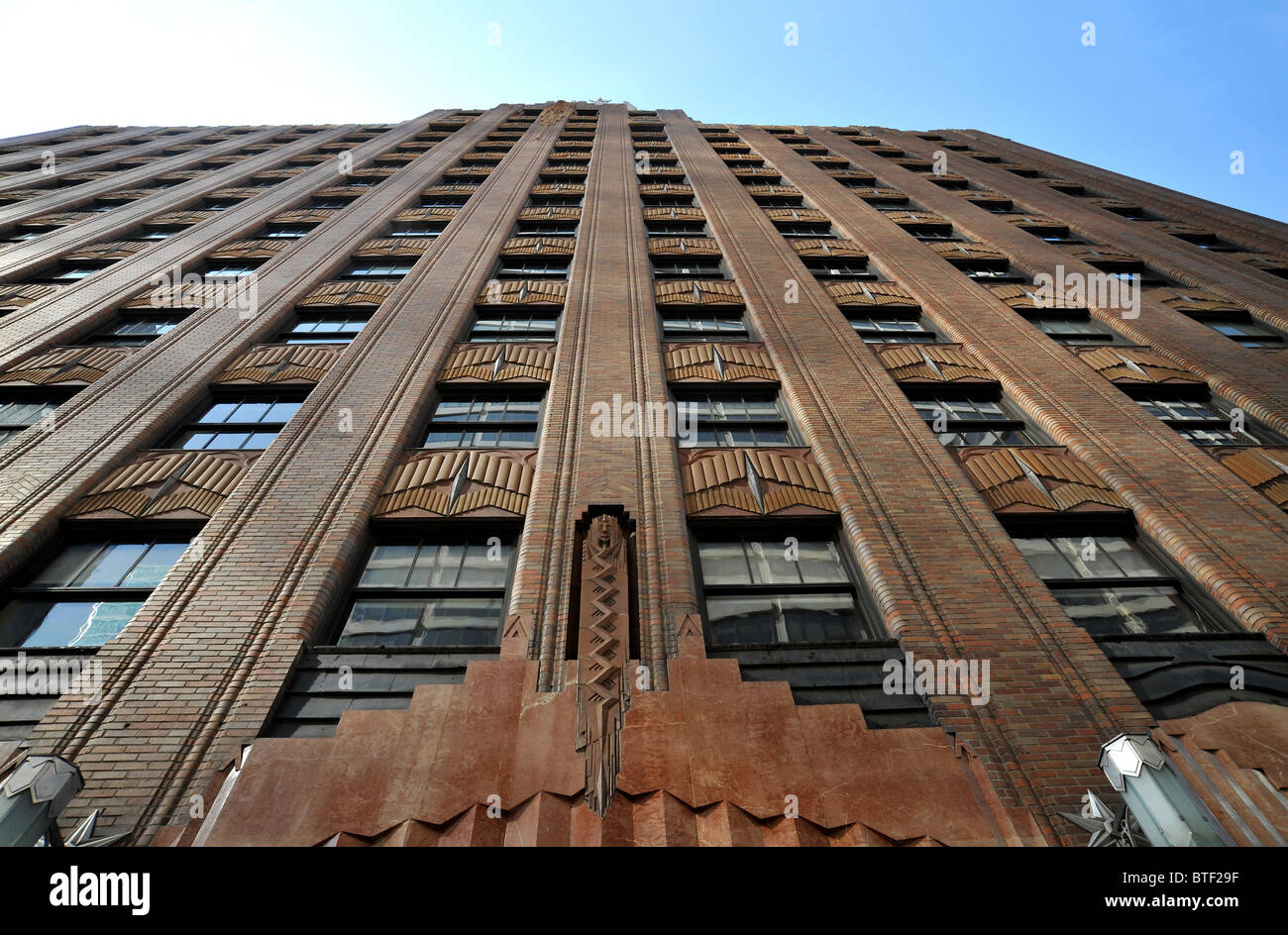 The General Electric Building at 570 Lexington Avenue, 1931 art deco ...