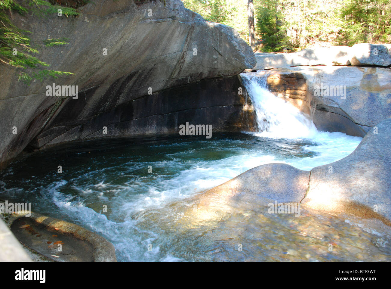 Waterfall with trees and rocks hi-res stock photography and images - Alamy