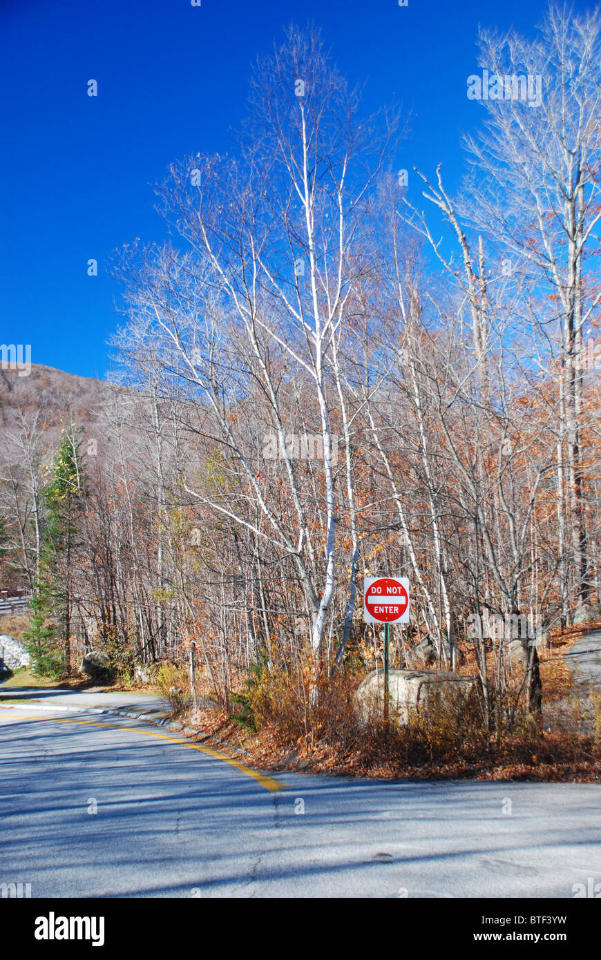 Enter road hi-res stock photography and images - Alamy
