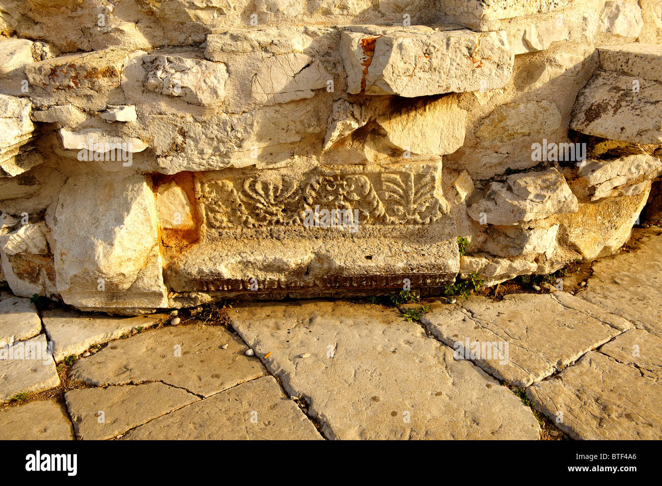 Medieval foundations hi-res stock photography and images - Alamy