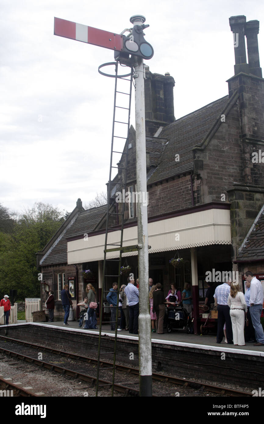 Cheddleton station hi-res stock photography and images - Alamy