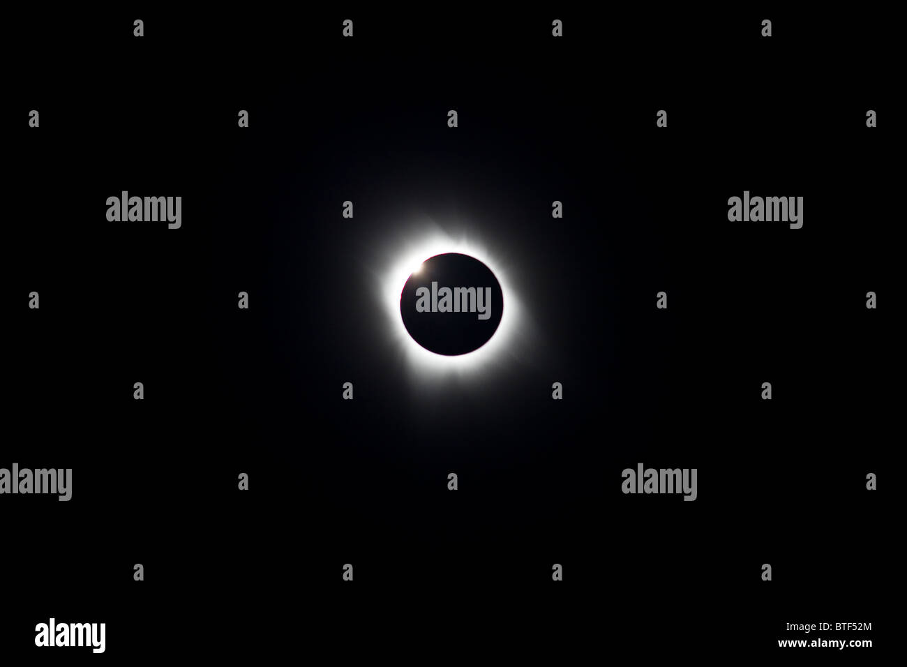 The 2010 total solar eclipse photographed at sea near Tahiti in the ...