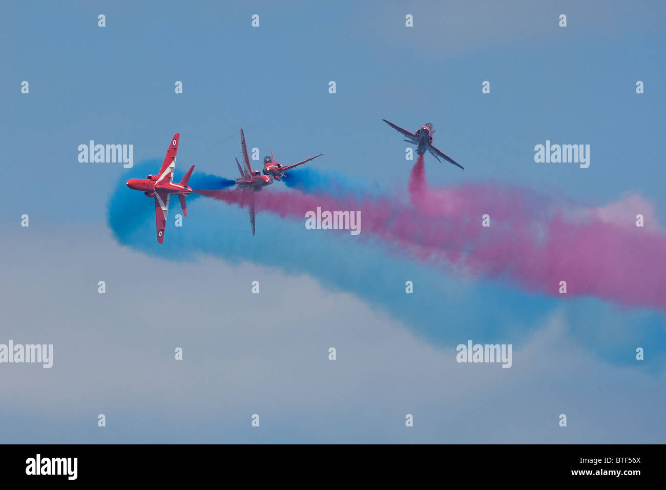 Cross overs hi-res stock photography and images - Alamy